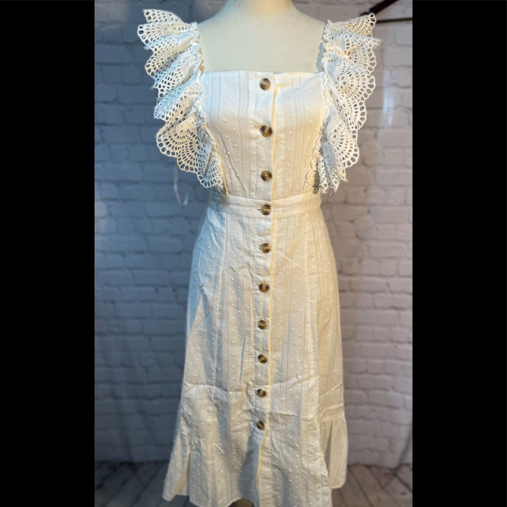 Essue Ivory Maxi Dress - Gem